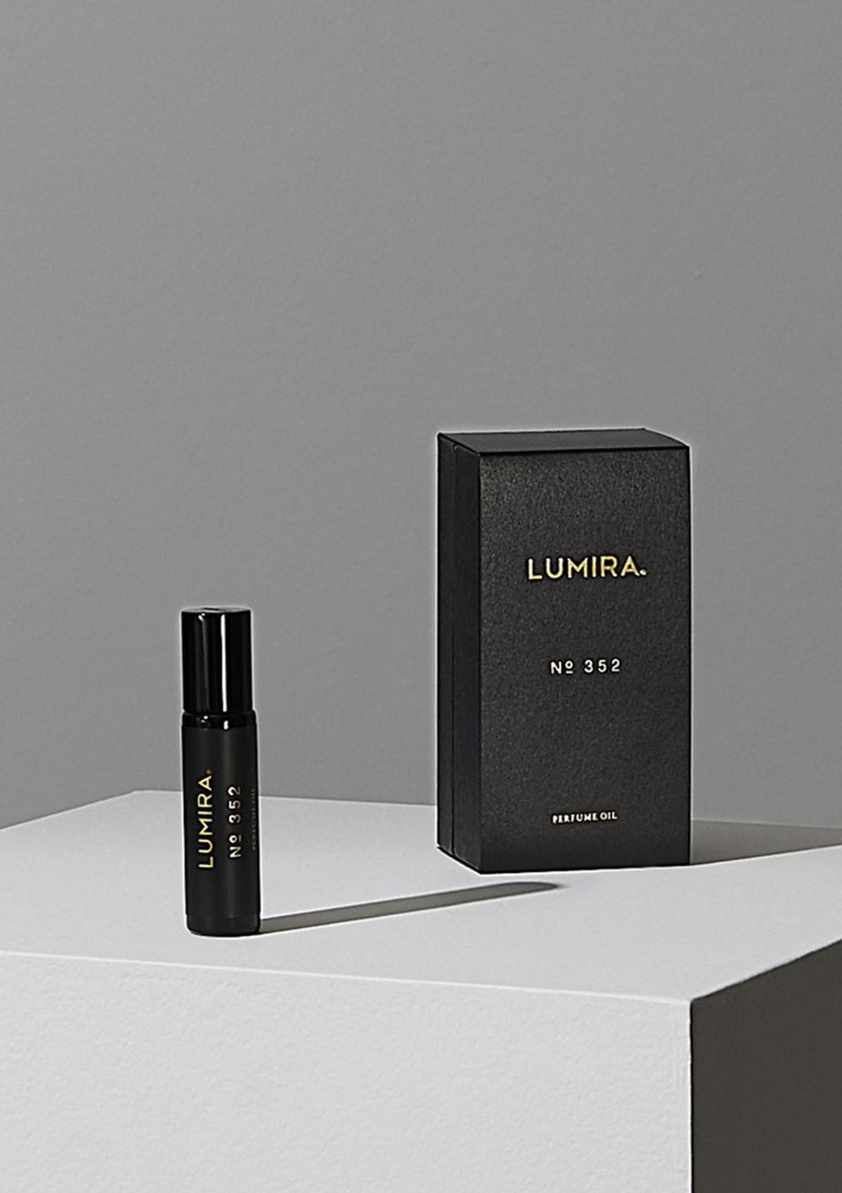 Lumira Luxury Perfume Oil No.352 Leather & Cedar – Deer Willow